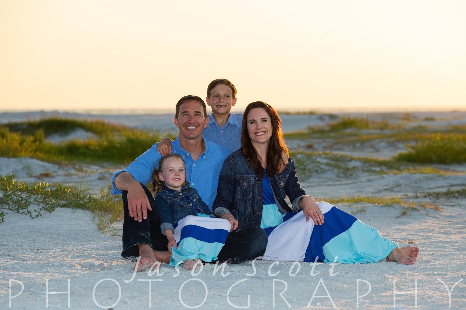 Siesta Key Beach Portraits - Flick Family | Jason Scott Photography