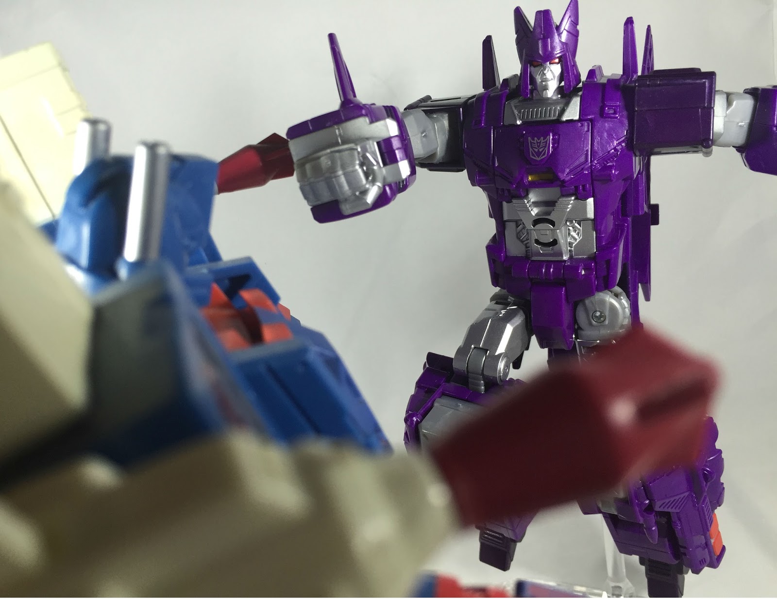 Combiner Wars Cyclonus (Galvatronus) | Page 7 | TFW2005 - The 2005 Boards
