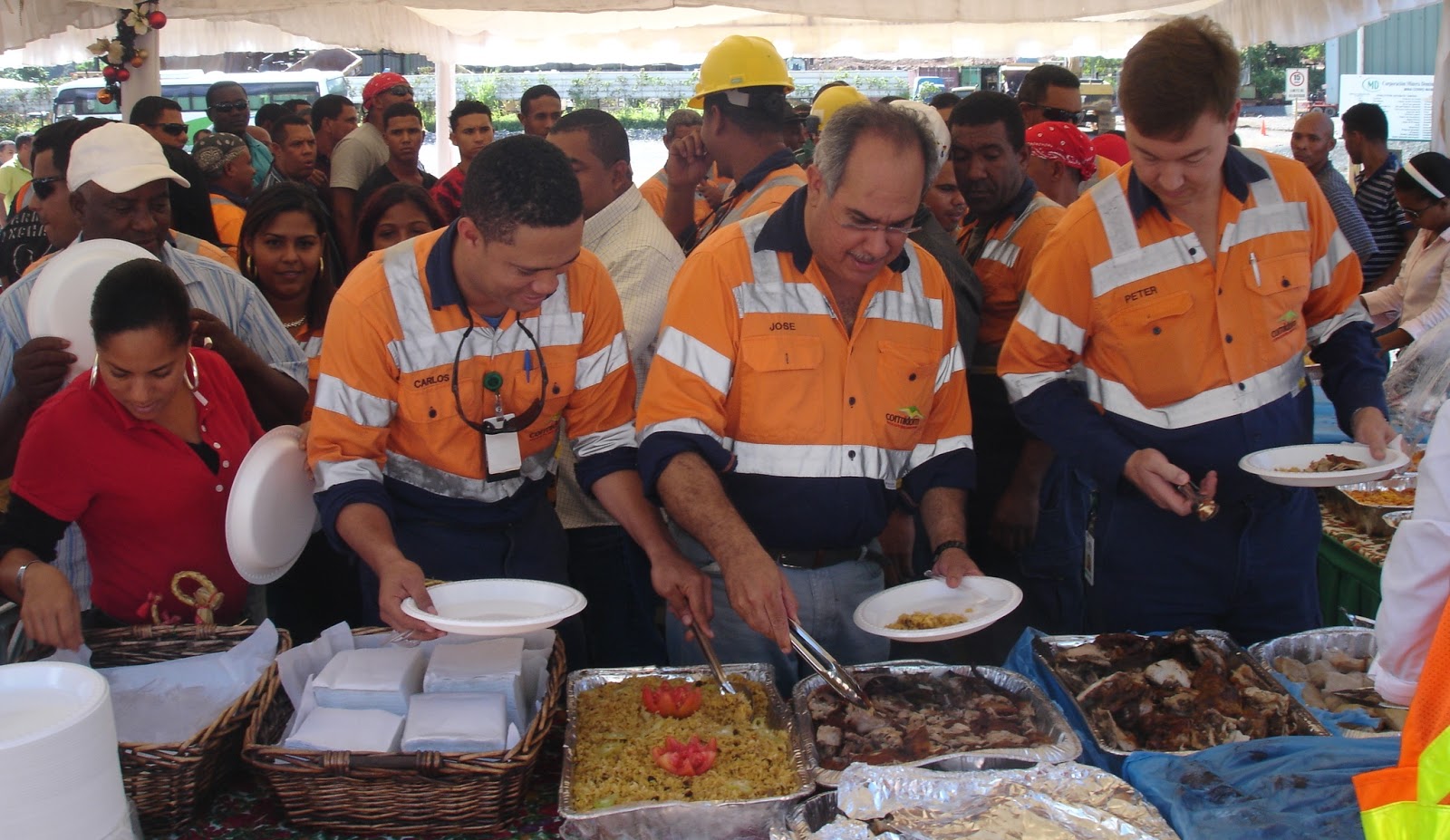 Cormidom realiza almuerzo con sus empleados