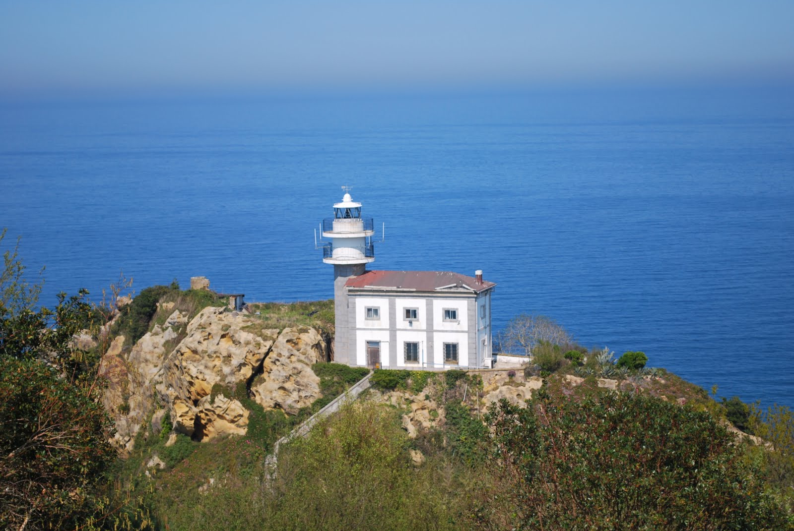 HOTEL EN SAN SEBASTIÁN: RUTA POR LOS FAROS DE GIPUZKOA