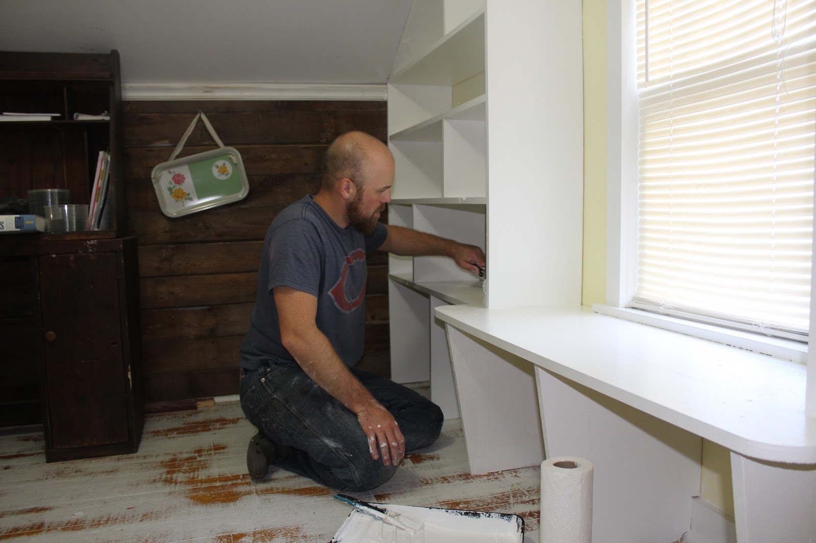 The Unlikely Homeschool: Building a Children's Library at Home {with a ...