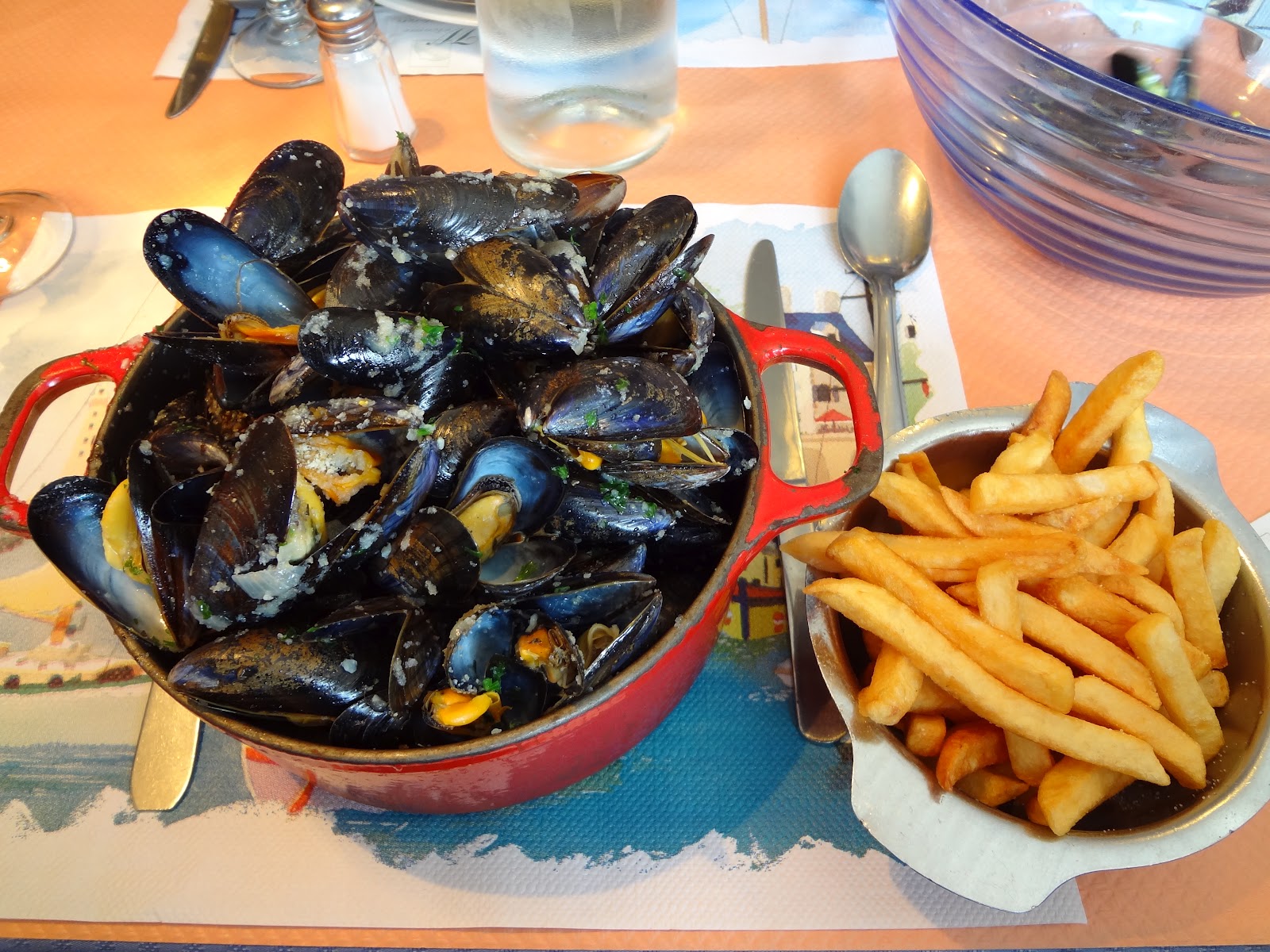 Quelques choses de ce monde: Moules-frites