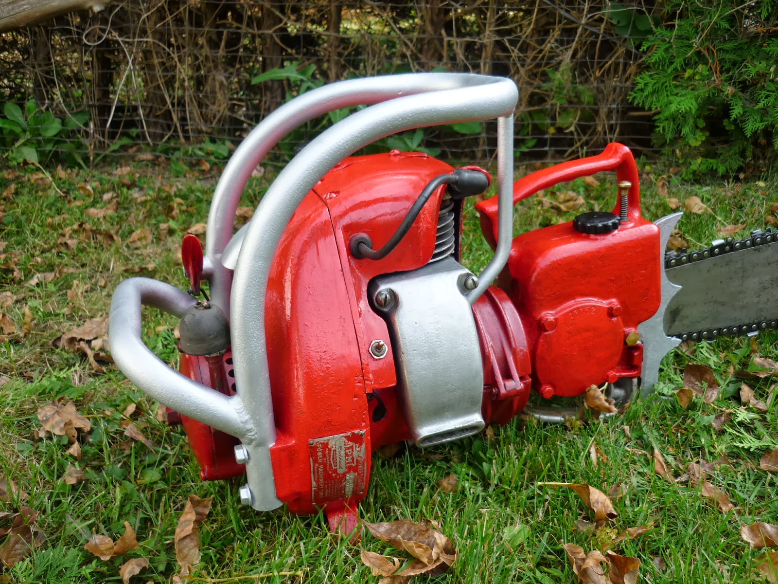 VINTAGE CHAINSAW COLLECTION: 10/13