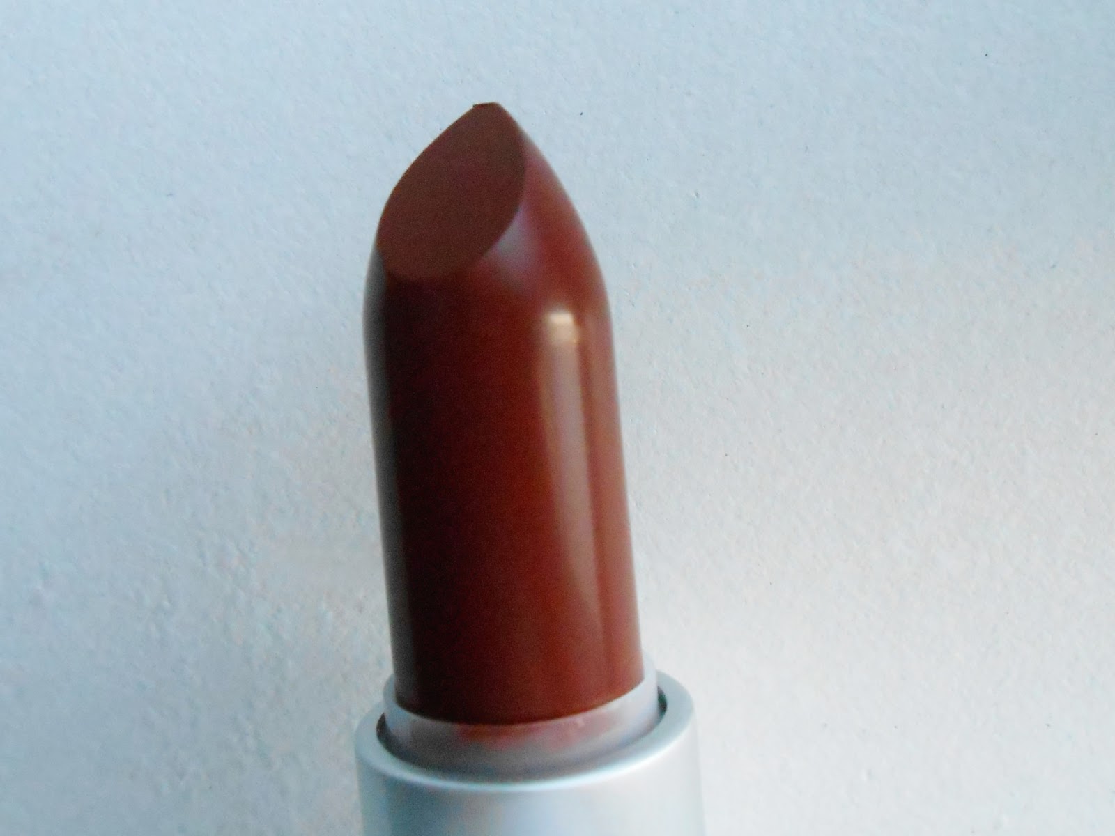 Confessions of a Cosmeholic: MAC Paramount Lipstick Review and Swatches