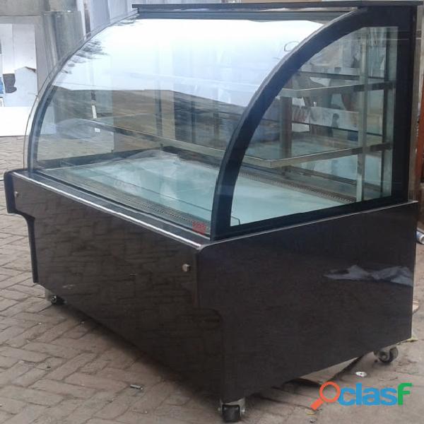 Jual dan pembuatan water chiller: sewa showcase cake