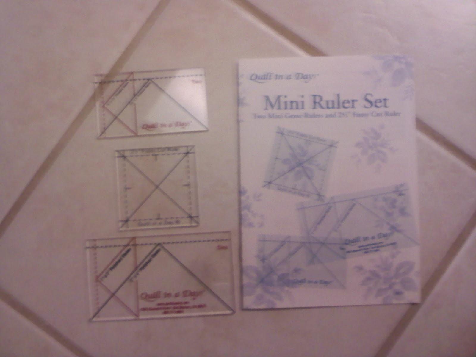 Little Bits & Pieces: Flying Geese Book & Ruler by Eleanor Burns Review