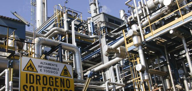 Tra le righe...: «Iplom nascose i rischi sull’oleodotto»