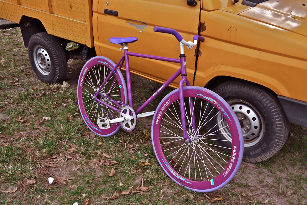 Manila Fixed Gear: MFG Meets Bali Fixed Gear Riders