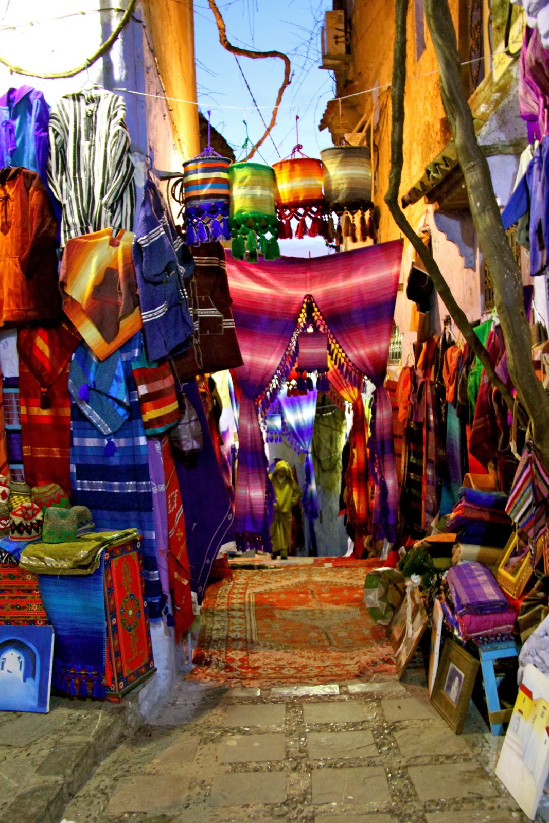 Hippie World: Beatiful Hippie Living Places and Hippie Lifestyle