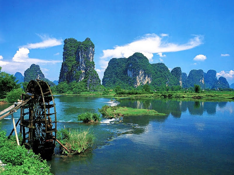 Li River , China | NATURE OF THE WORLD