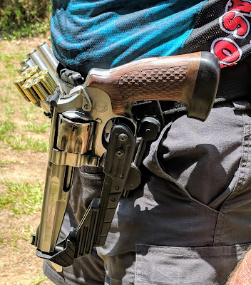 Revolvers Only: Revolver Rigs of the ICORE Southern Regional Revolver ...