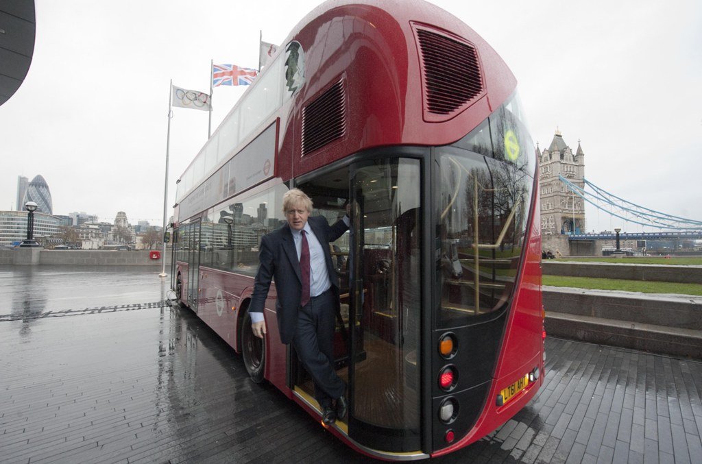 KOMBI e CIA.: >>> NEW BUS FOR LONDON