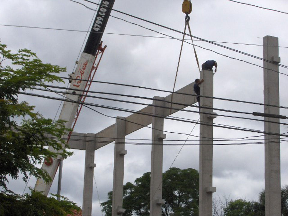 Guilherme Mattos Arquitetura Contemporânea: Salão de Beleza Toshie
