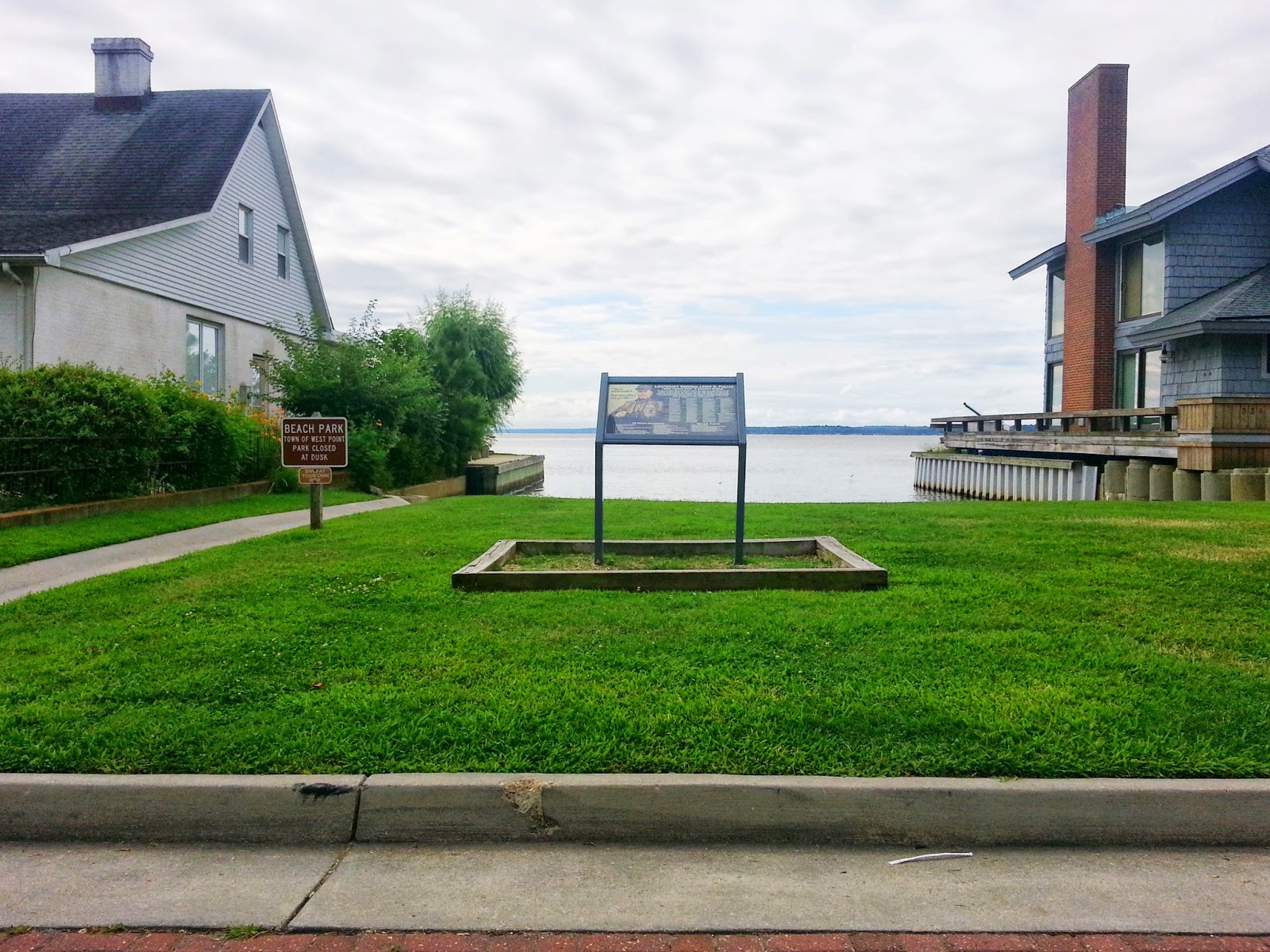 foobella design: A View of West Point, Virignia #2