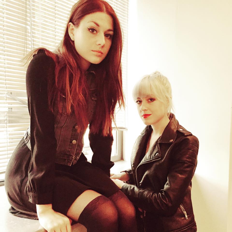 A PANACÉIA ESSENCIAL: LARKIN POE - IRMÃS, PAIXÃO E ROCK'N ROLL