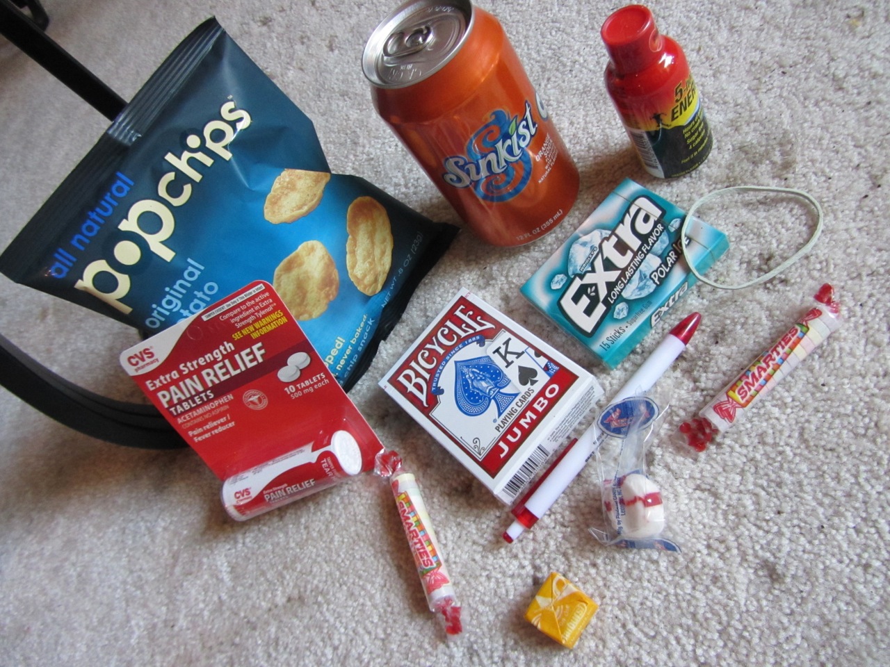 2 Hearts B 1 Designs: {Special Project} Survival Kits