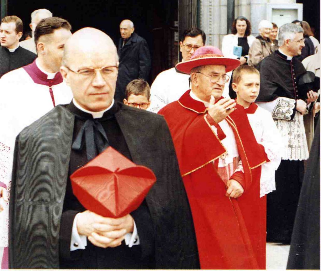 The Philippi Collection: The Cappello Romano (Saturno) with Embroideries