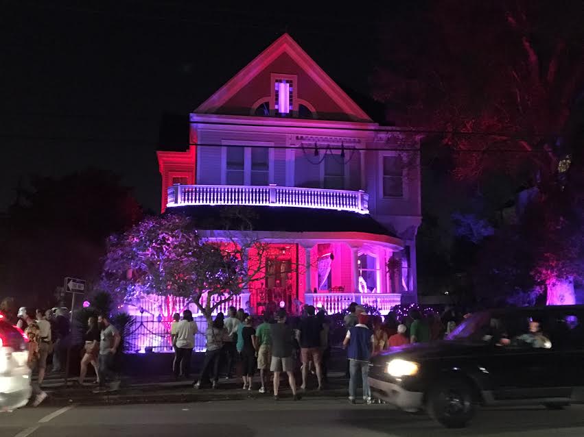 The Uptown Acorn: A Spooktacular Halloween {In the Garden District}