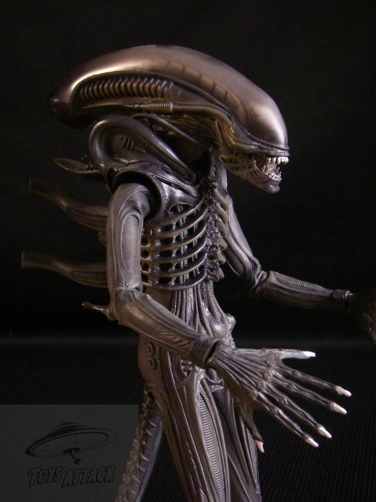 MEDICOM GIGER ALIEN RAH REAL ACTION HEROES 1.6 FIGURE - Toys Attack