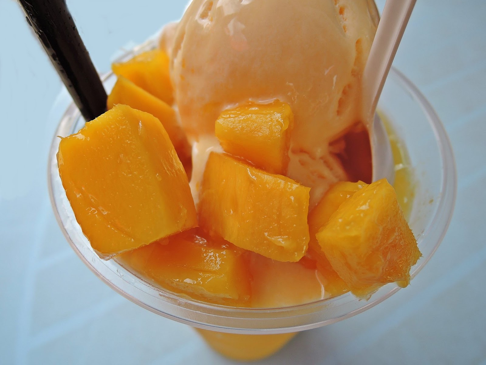 yatt_kecik: Manggo Float