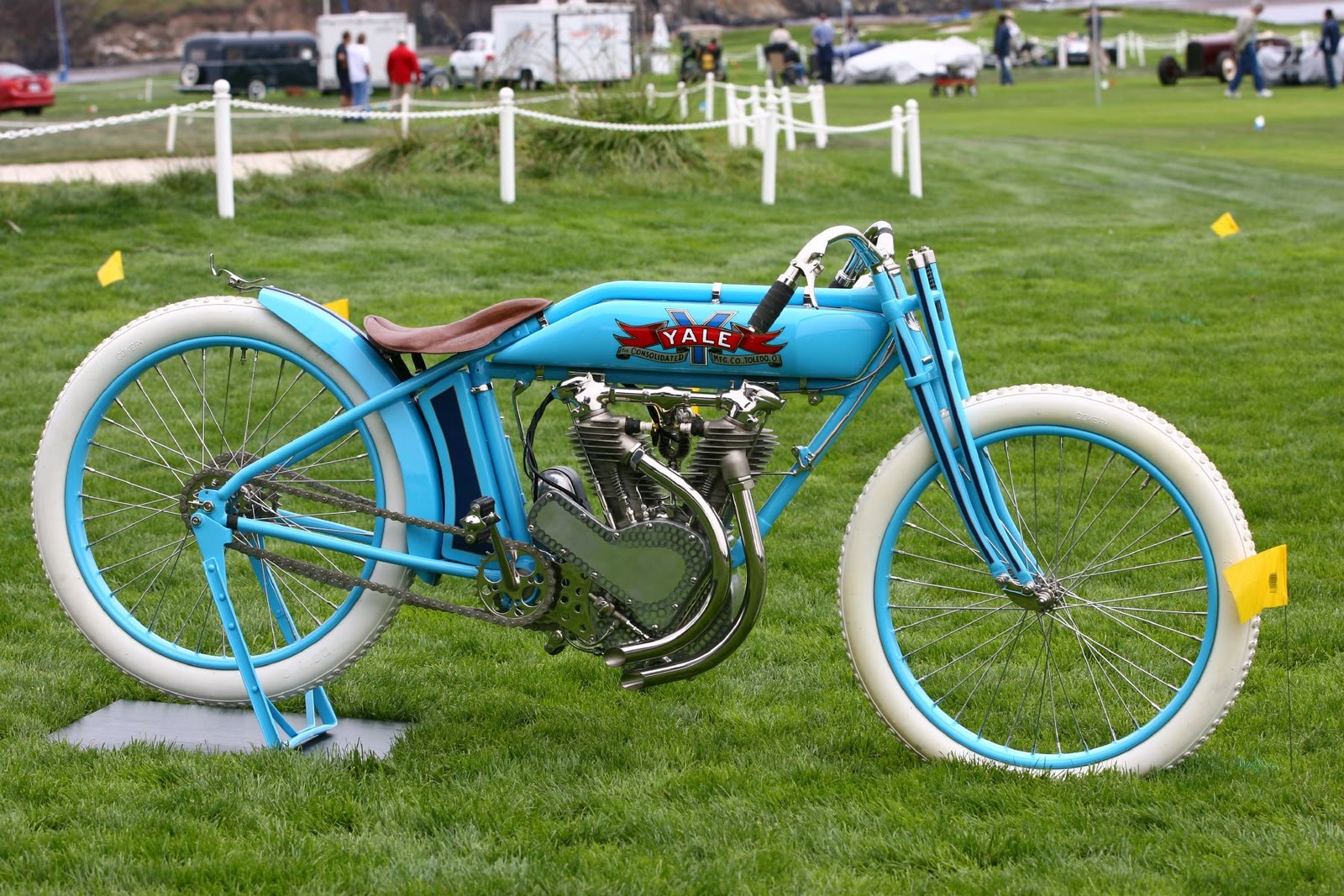 Fast is fast...: Pre 1930 factory backed American racing motorcycles.