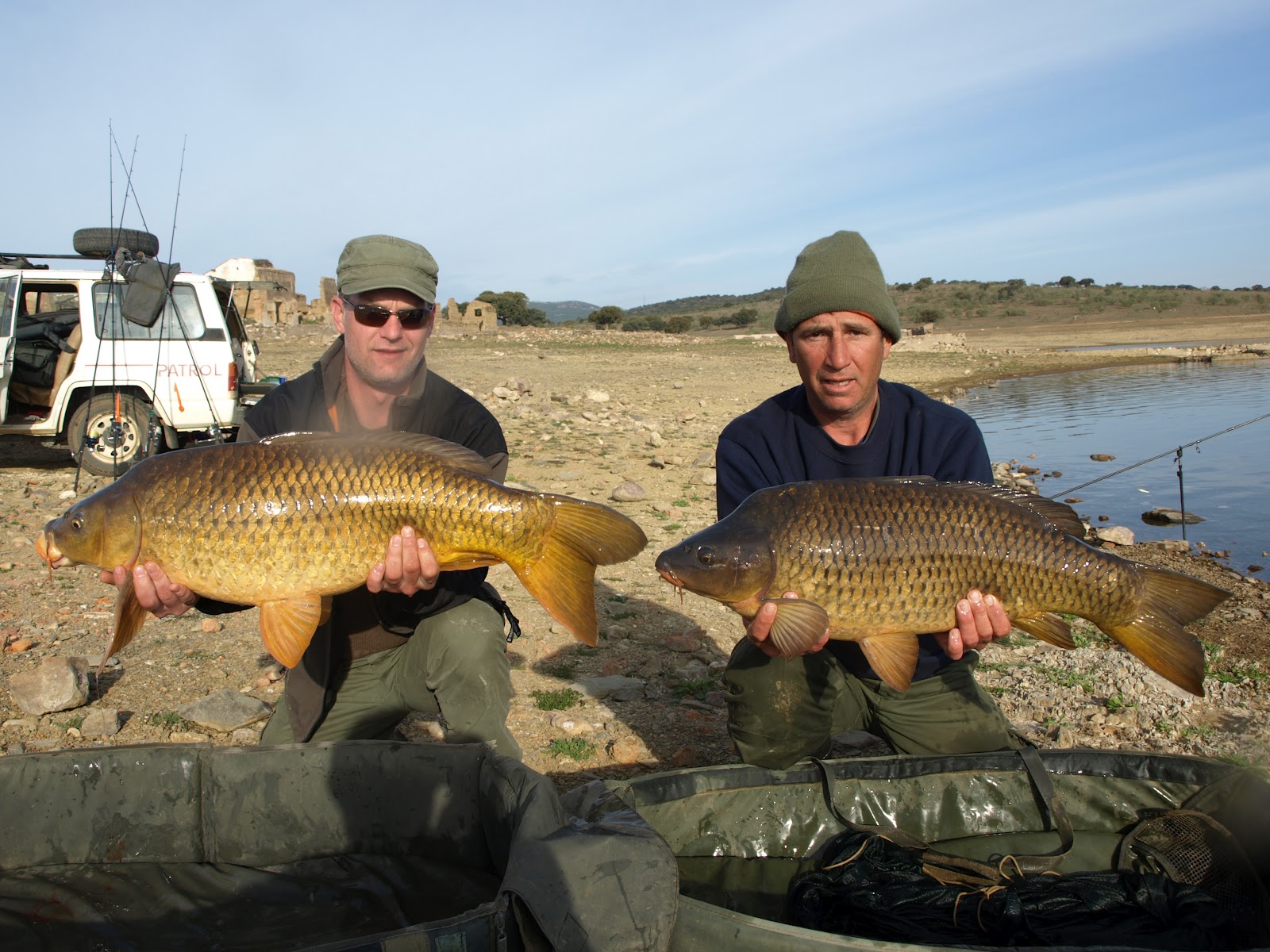 Extremadura predator Fishing Spain: Orellana Carp fishing March - Easter
