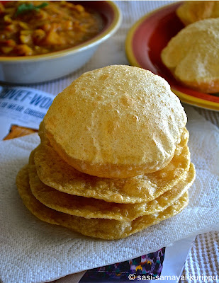 SASI'S KITCHEN: Poori