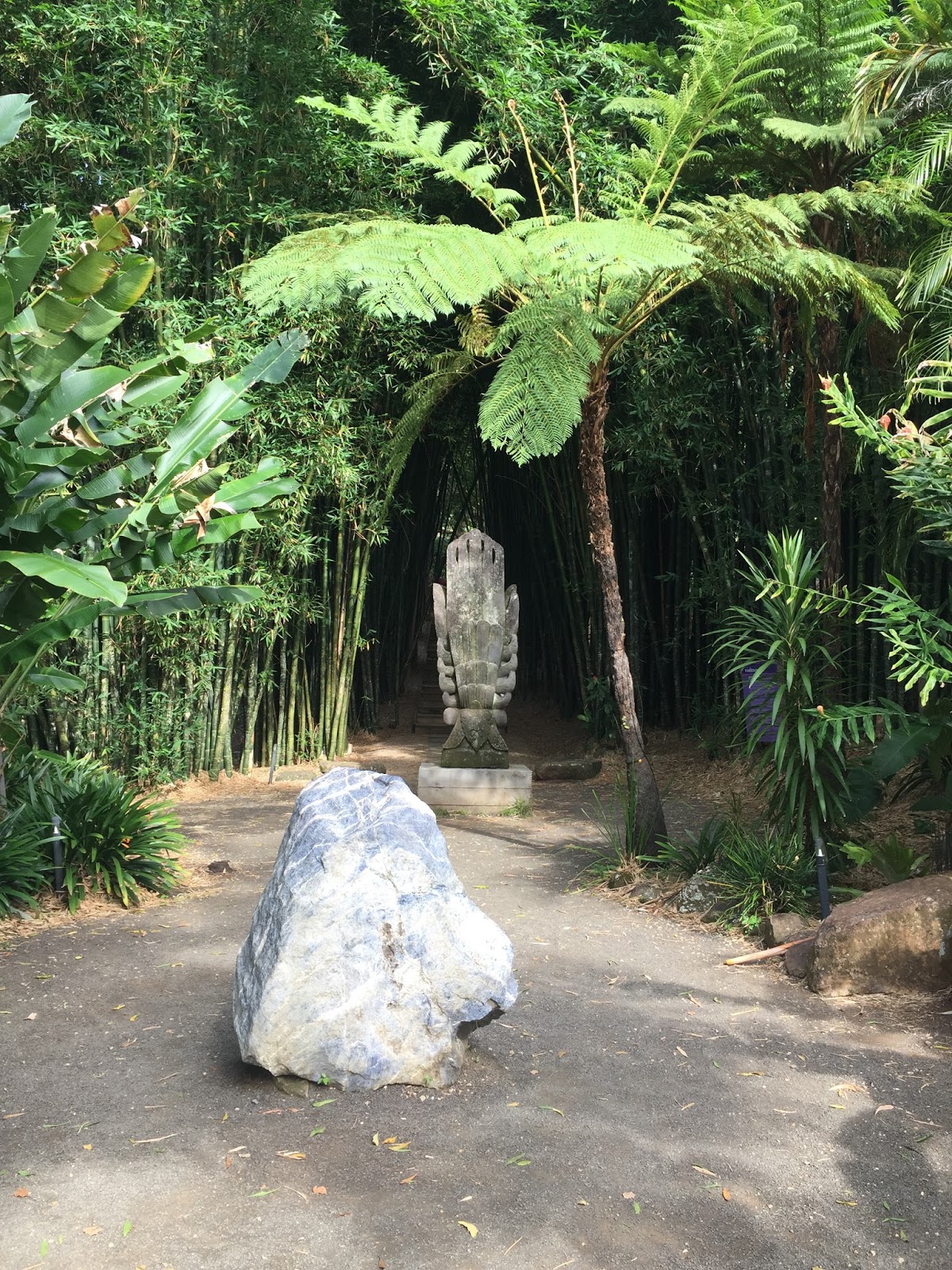 Sumas daily Journal: Crystal Castle at Mullumbimby, NSW, Australia...images
