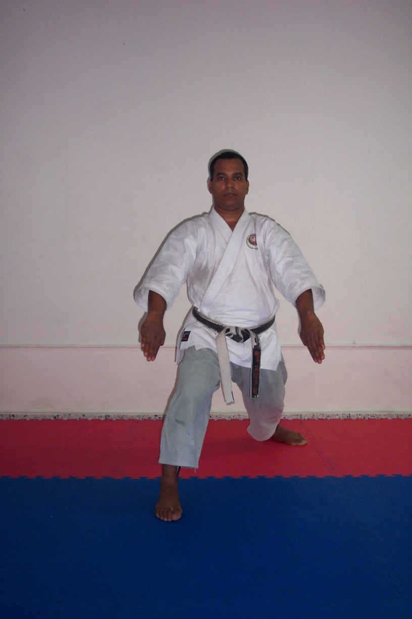 OKAMURA HOMBU DOJO: Técnicas de bloqueos (Uke waza) Goju Ryu.