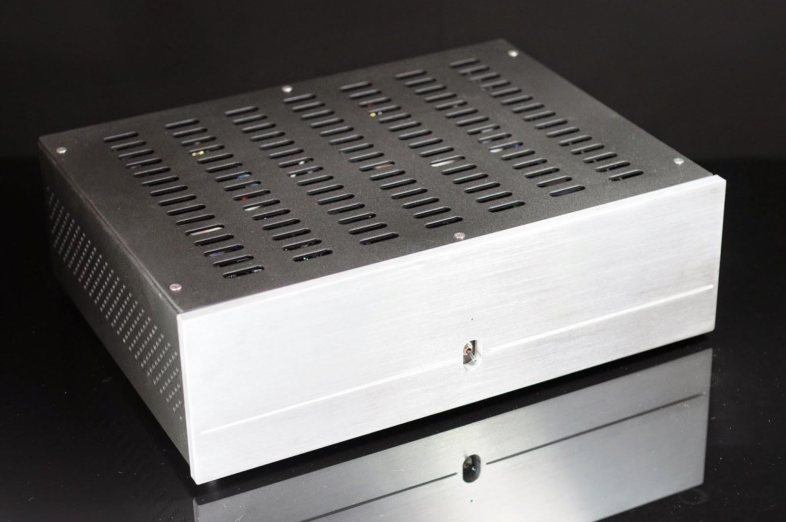 Arte Forma Mezzo power amplifier – M & S | Ultimate High-Fidelity