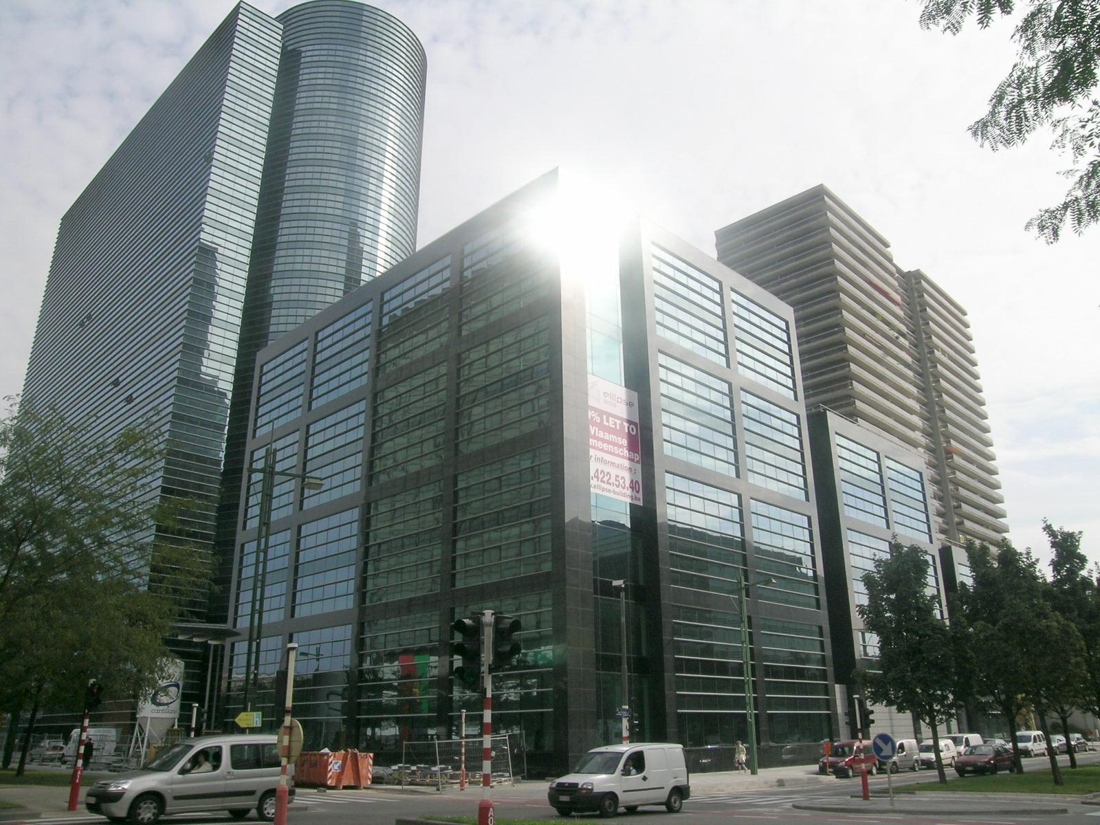 Prifti Aleksander - Architecte: Projet Ellipse Building