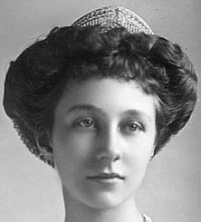 Tiara Mania: Princess Victoria Louise of Hanover's Prussian Diamond Tiara