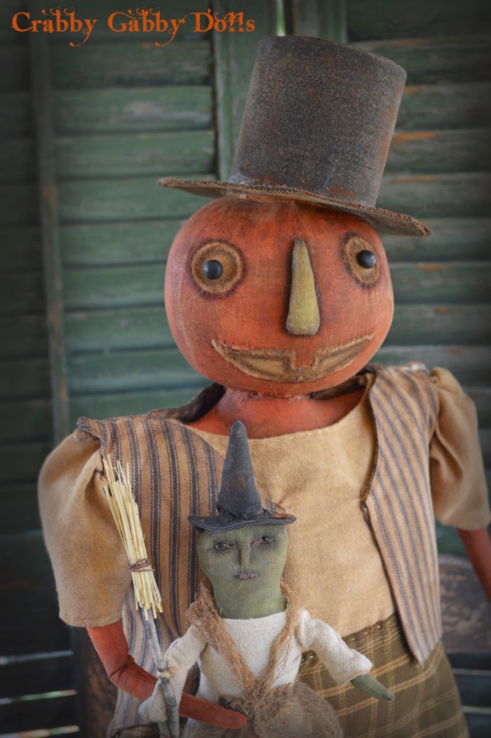 CraBBy GaBBy Dolls: Pumpkin Man holding Witchie Pooh