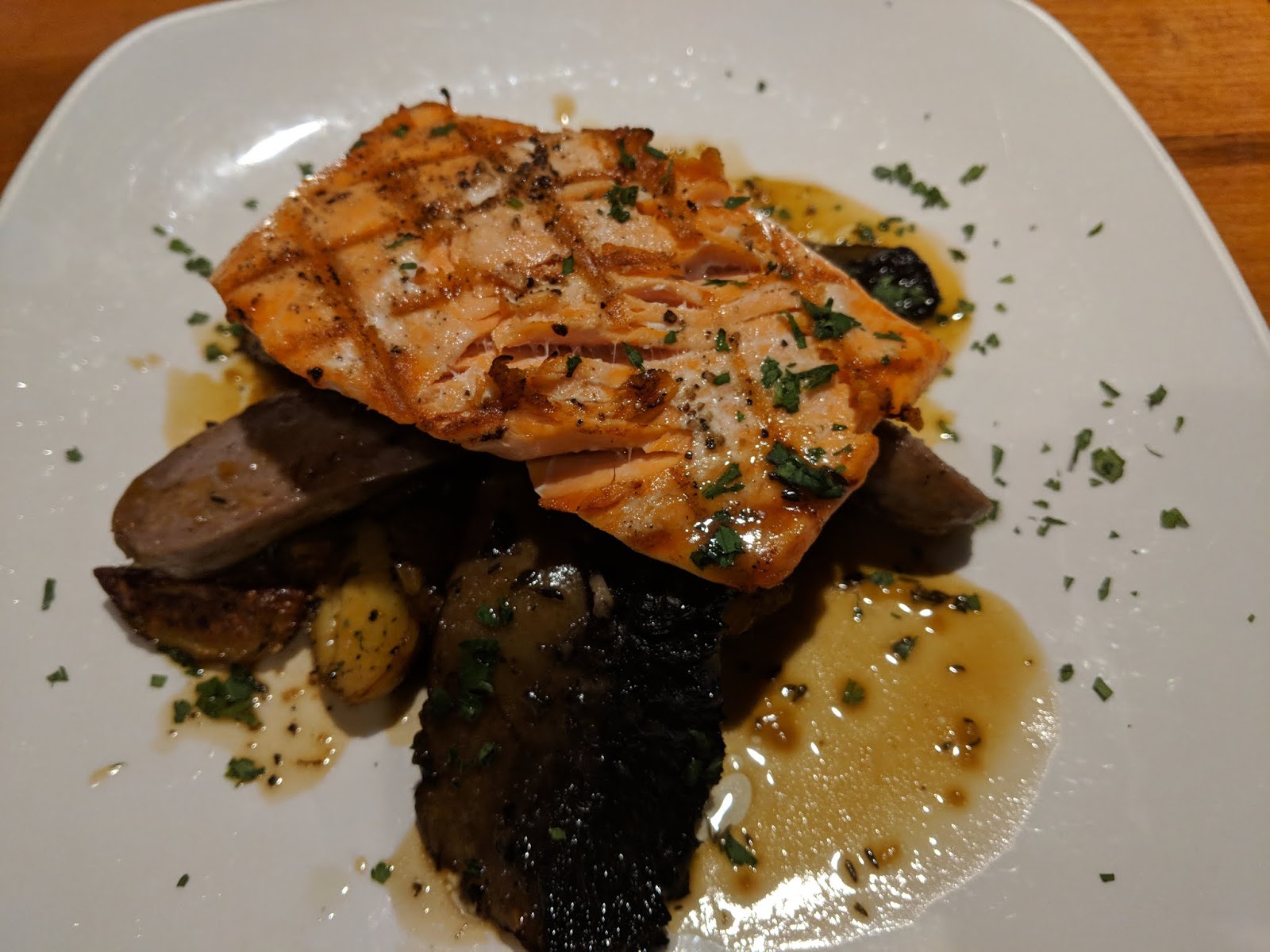 Seattle: Ivar's Acres of Clams