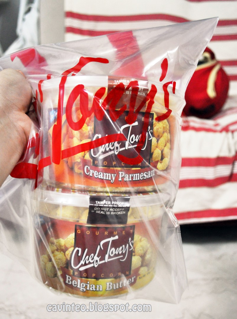 Entree Kibbles: Tokens of Appreciation from Snack.sg - Two Tubs of Chef ...