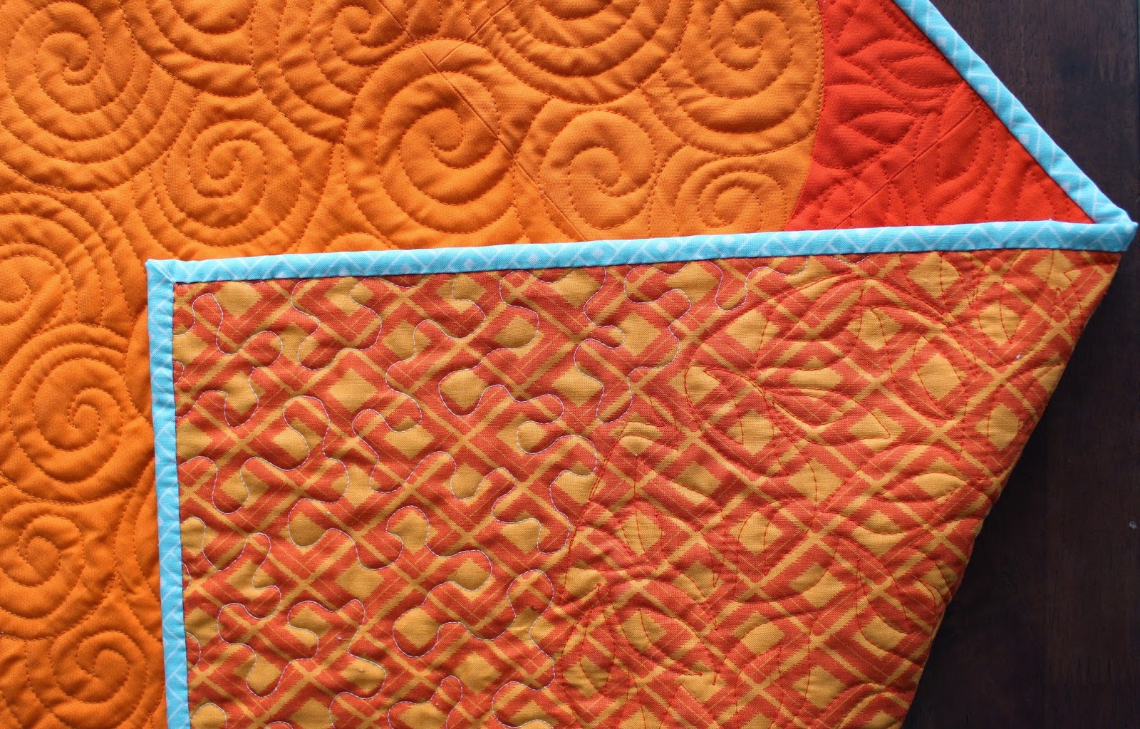 Teaginny Designs: Waves Quilt, Sunrise Colorway