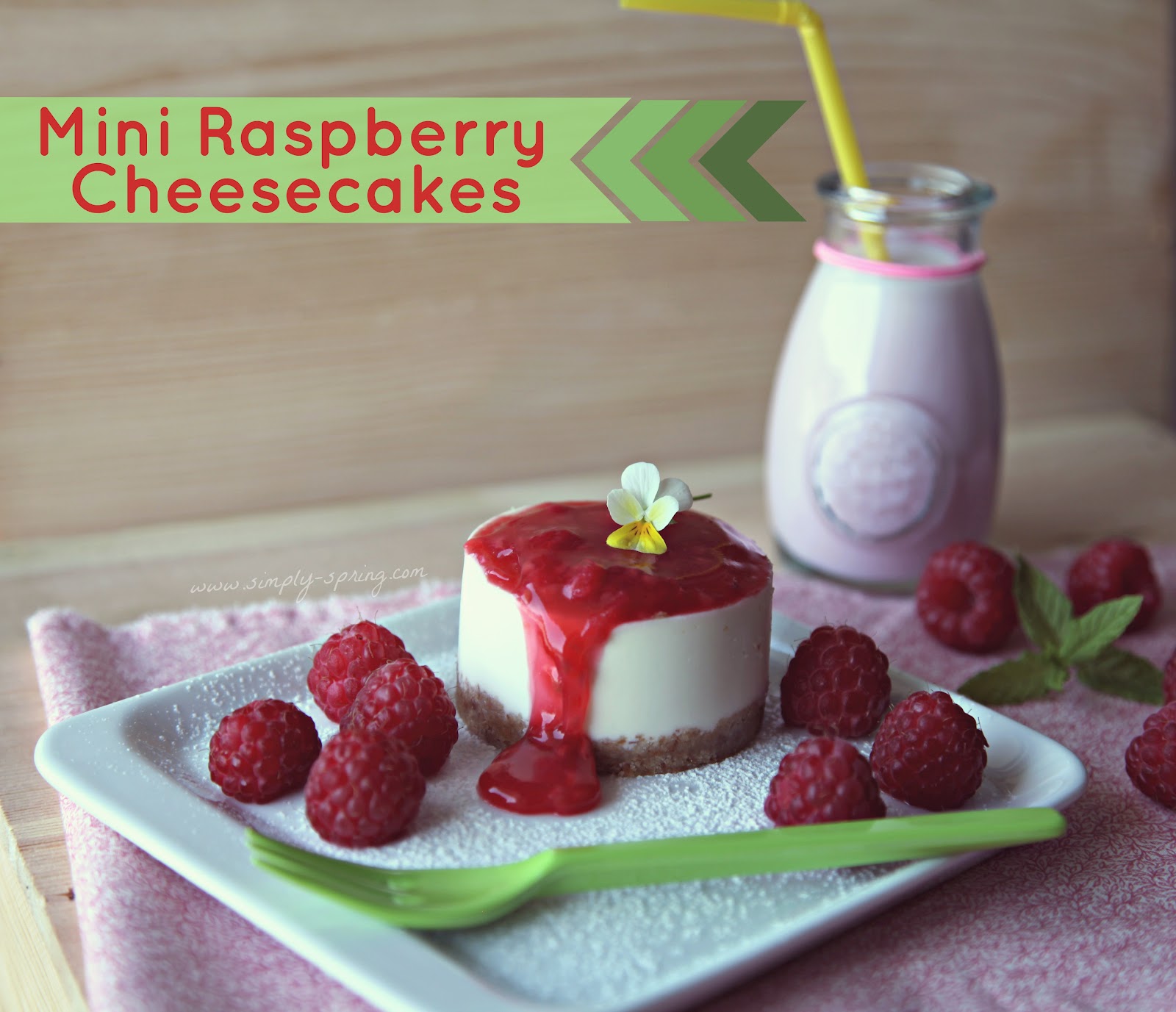 Mini Raspberry Cheesecakes | SIMPLY SPRING