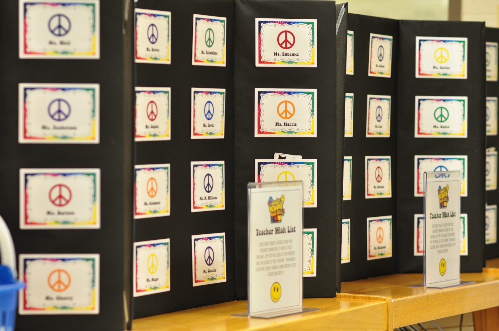 Miss Liberry Teacher: Feelin' Groovy Book Fair