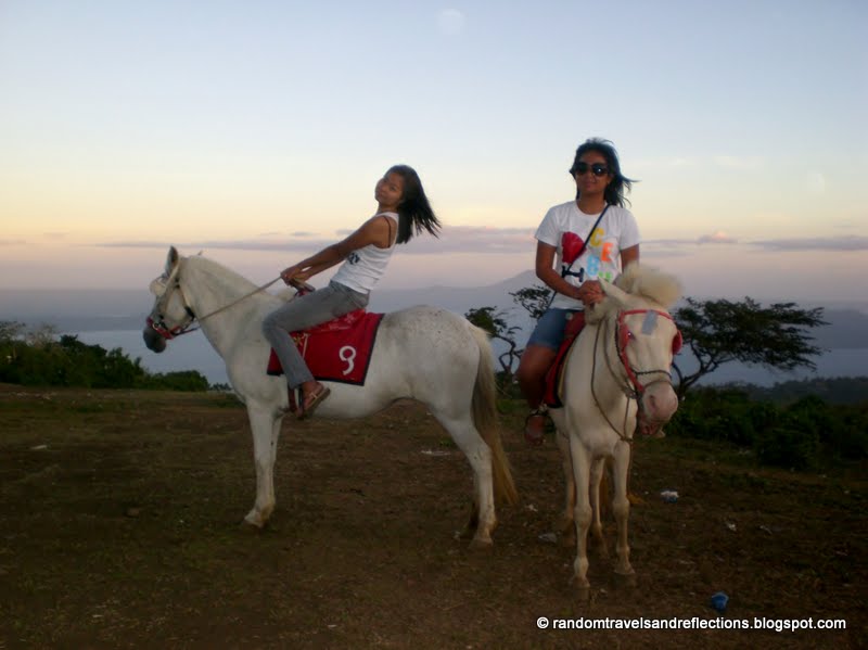 Random Travels & Reflections: Horseback Riding @ Picnic Grove, Tagaytay