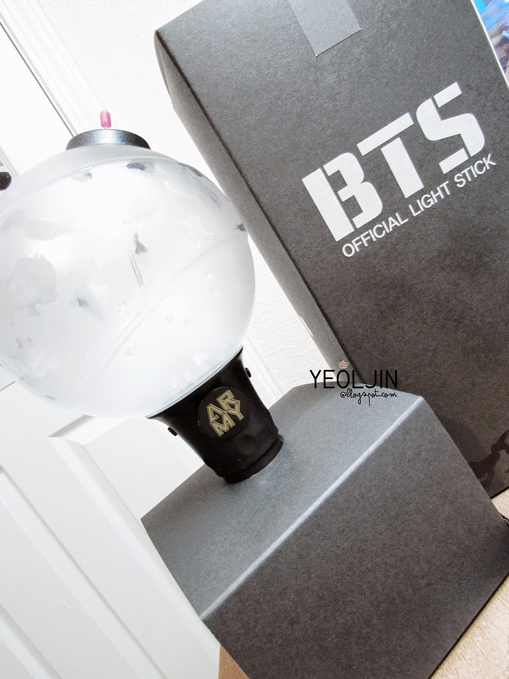 BTS "ARMY Bomb" Official Lightstick [Review/Unboxing] - c a r p e d i e m