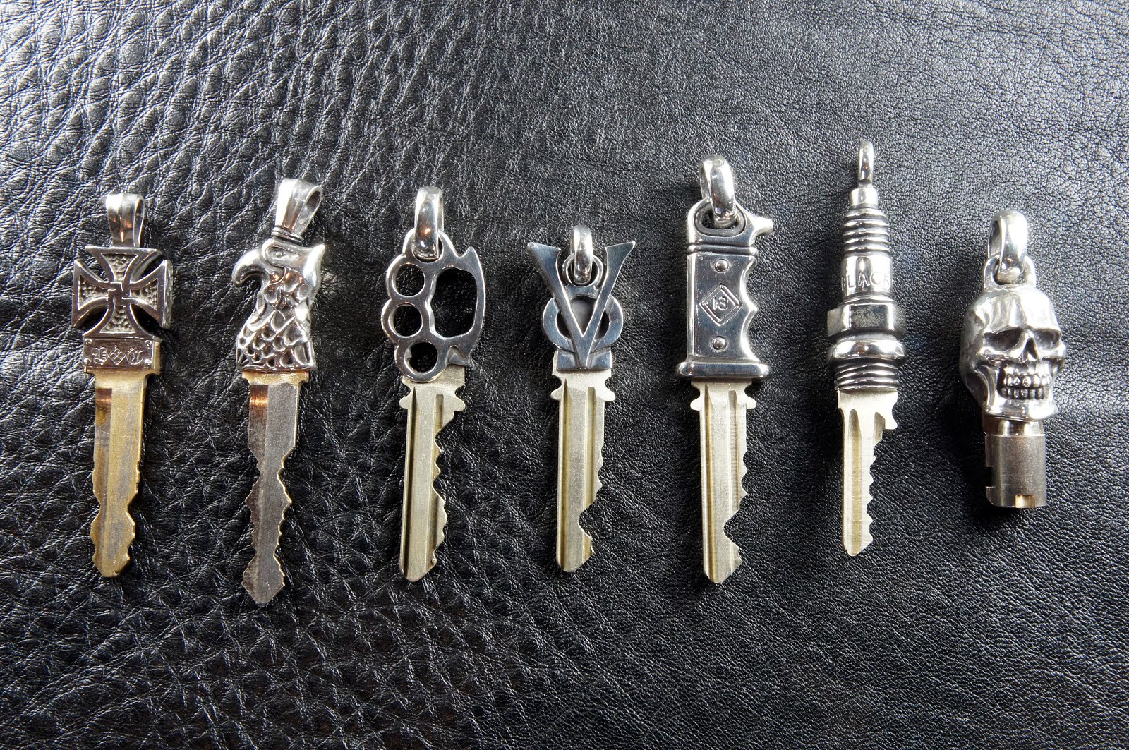 BLACK DALLAS: Black Chaser “Custom Key”