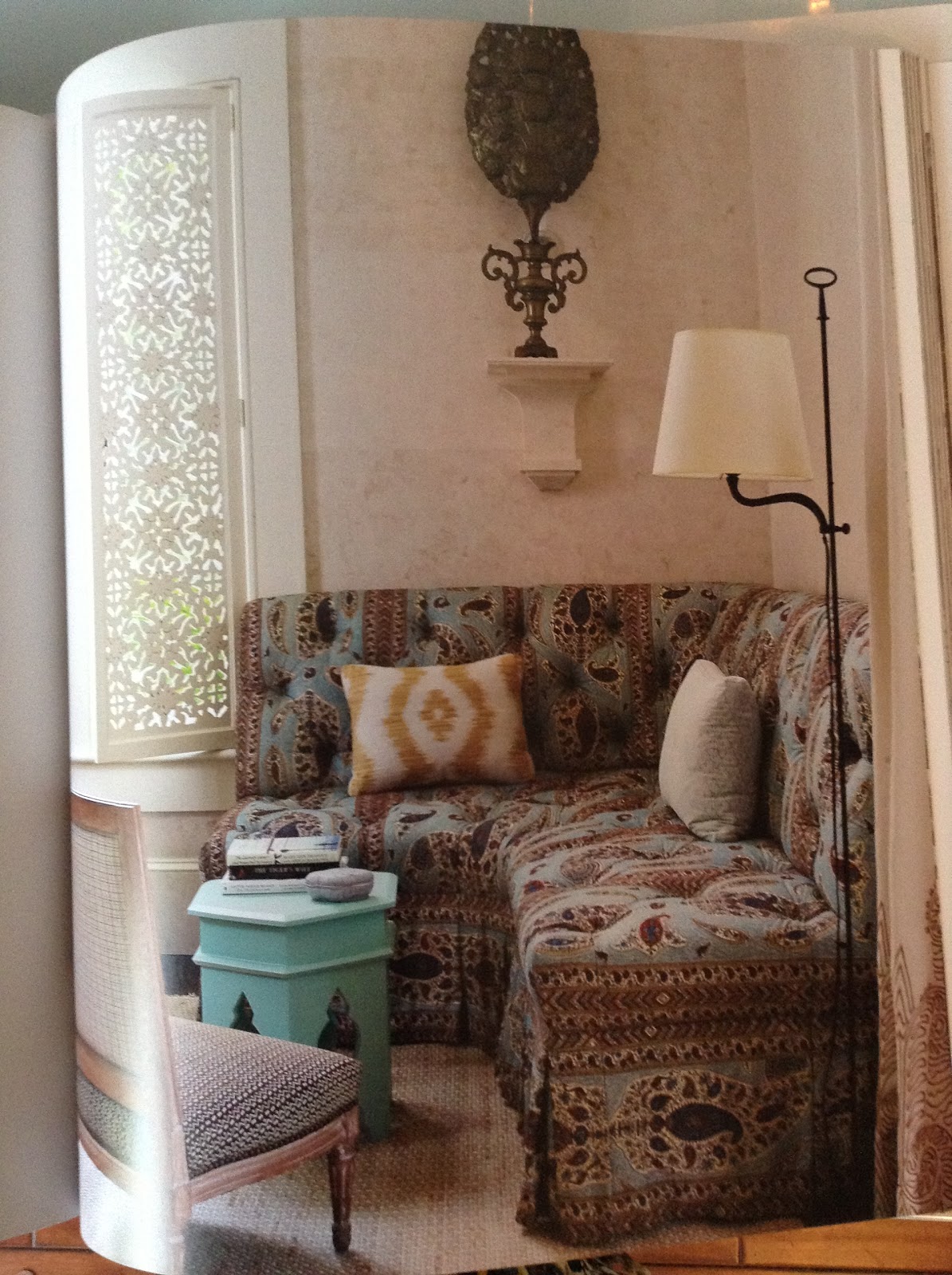 maple and shade: TOM SCHEERER DECORATES.