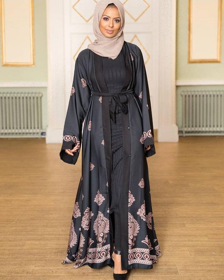 Modren Fashion Trends : Latest fashion of Abaya
