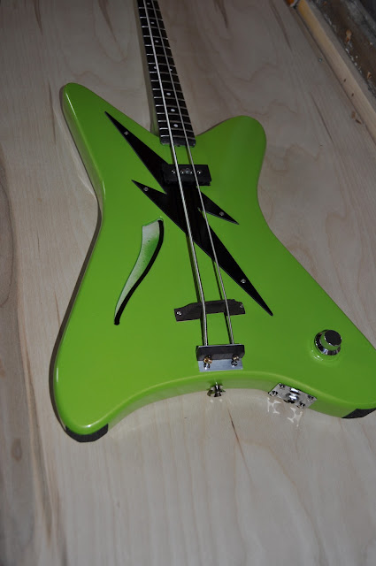 The Guitar Garage: 2 String Shortscale Microbass: Custom built kid's bass