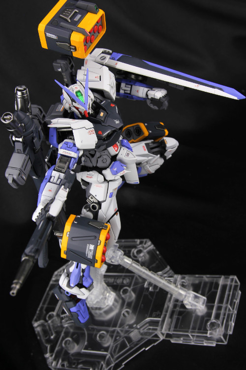 Custom Build: MG 1/100 Gundam Astray Blue Frame Full Weapon Form