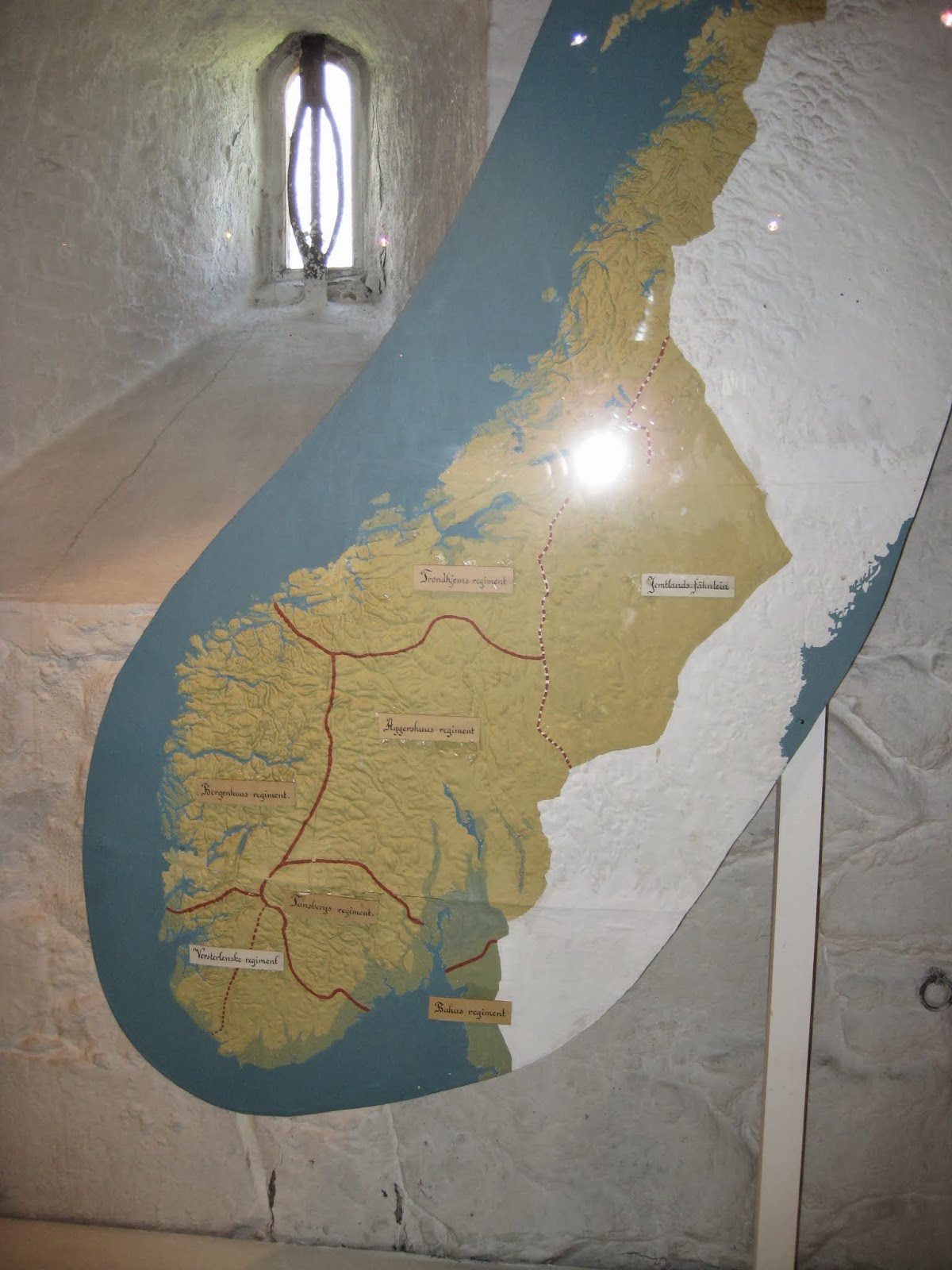 The Megalomaniac (Mwhaha): 2009 The Armoury, Trondeim, Norway ...