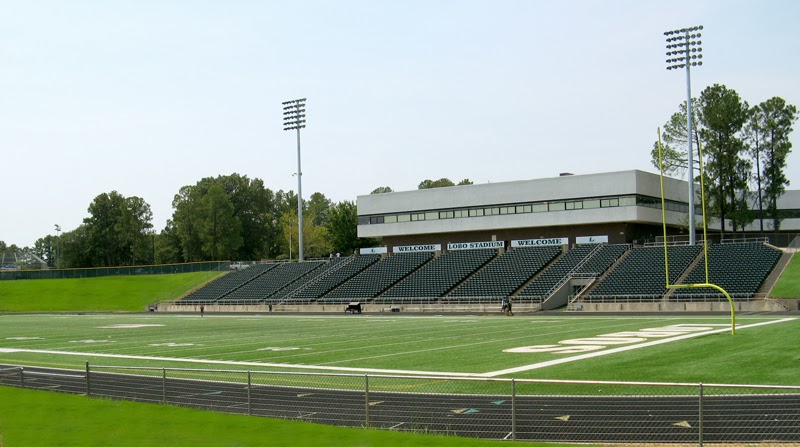 Buckeyes travel to Lobo Stadium in Longview tonight to take on the ...