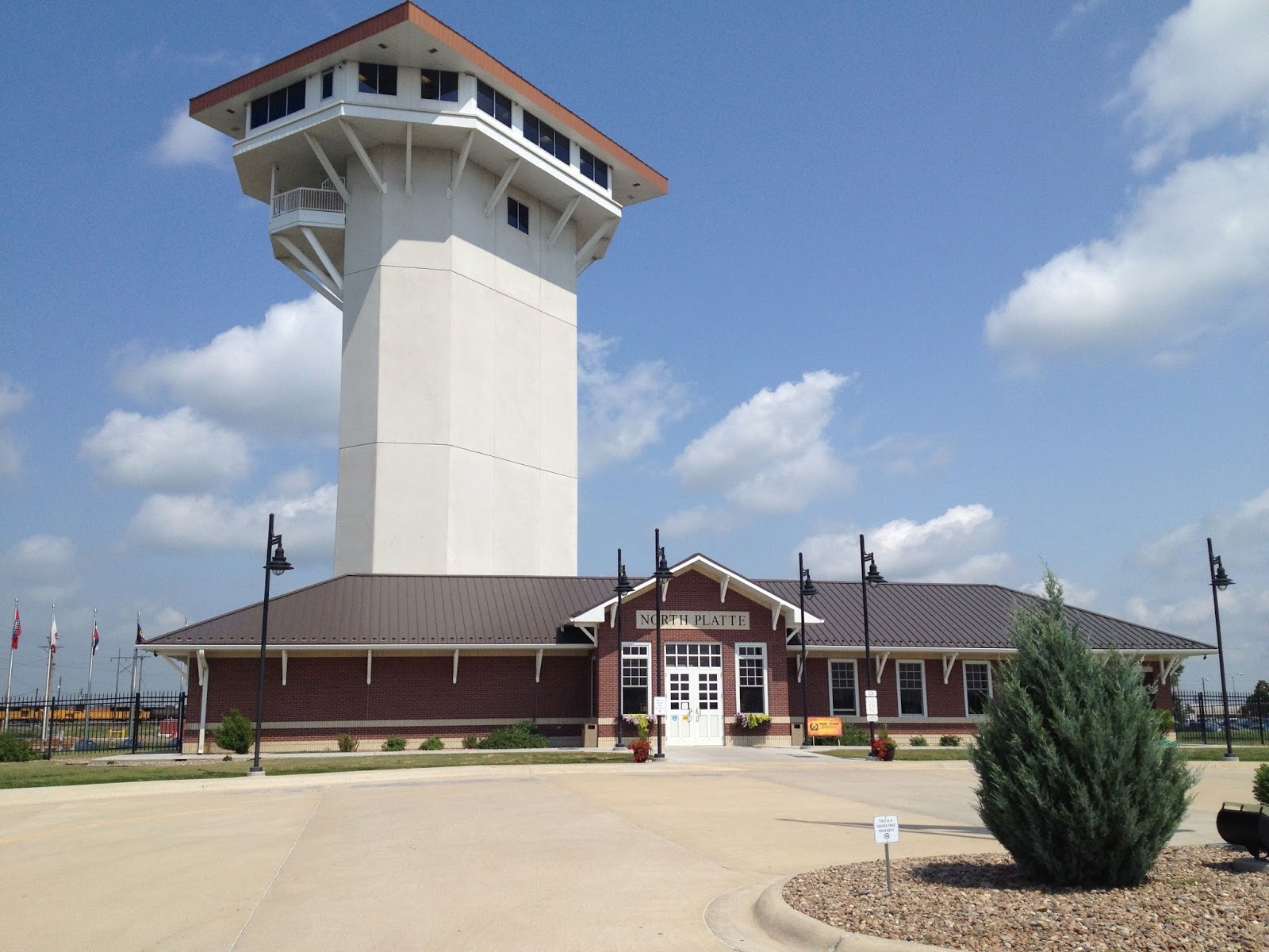 Golden spike tower - ukrainevina