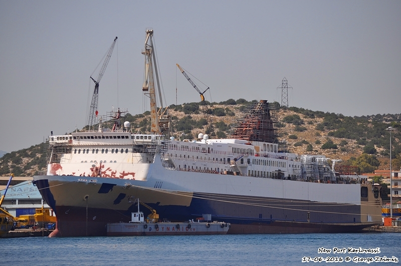 New Port Karlovassi: Δοκιμαστικο πραγματοποιει εδω και ωρα το Νησος Σαμος