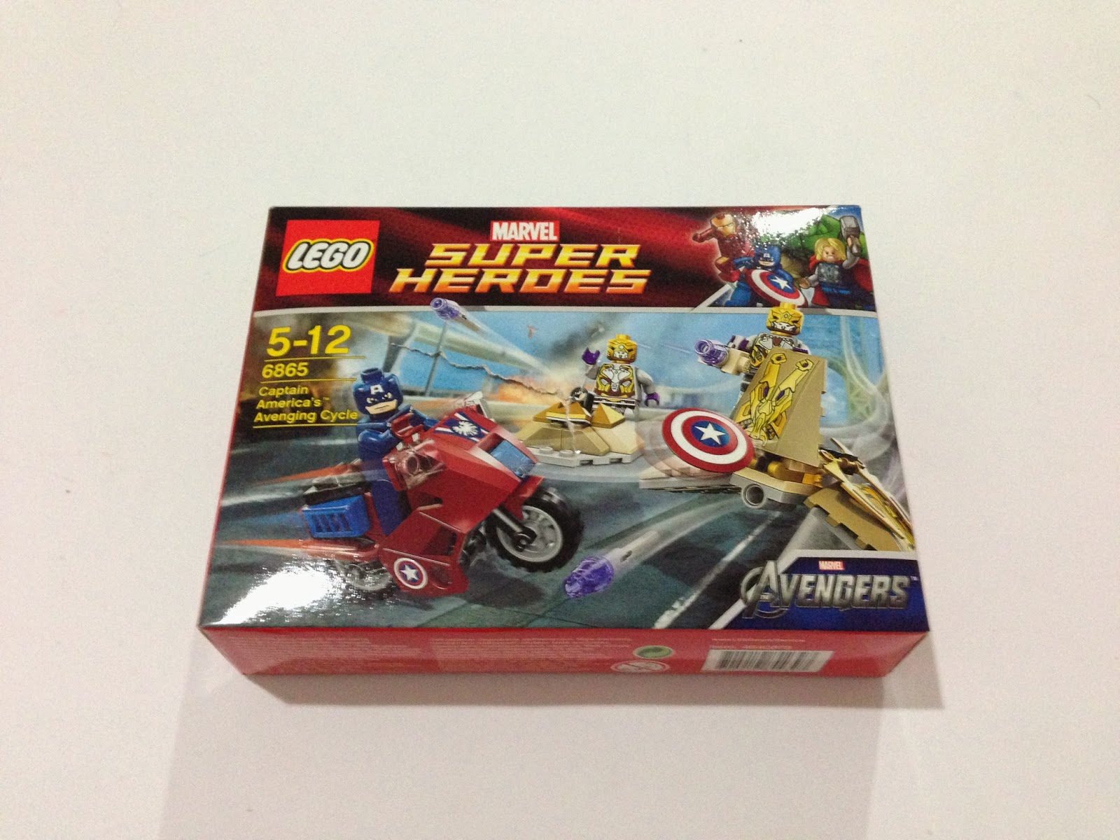 Toy A Day: #946 of Year 4 Lego 6865 Superheroes Captain America's ...